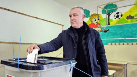 Srpska lista: Po preliminarnim rezultatima uzeli smo svih deset mandata ...